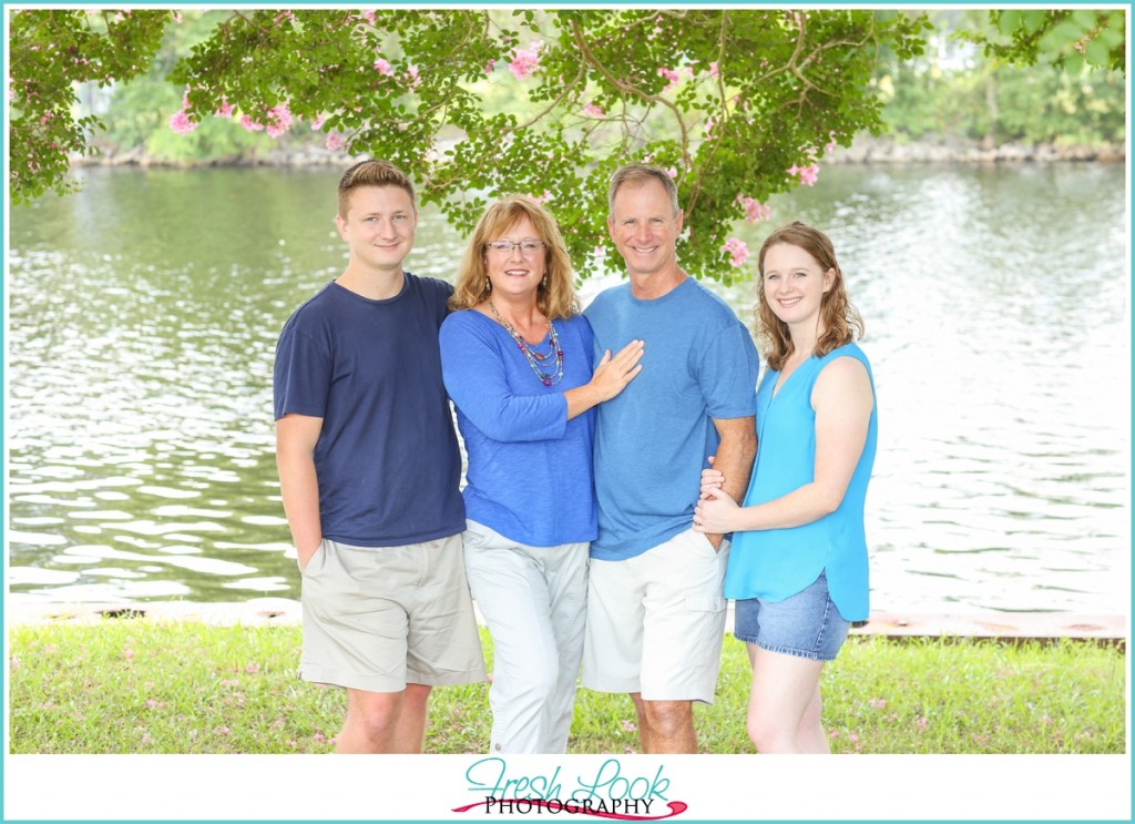 Great Bridge Locks Portraits | Merrick Family - JudithsFreshLook.com
