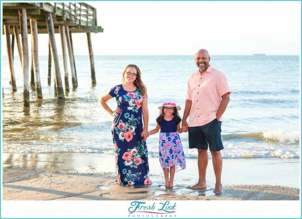 Summer Beach Photoshoot | Indomenico Family - JudithsFreshLook.com