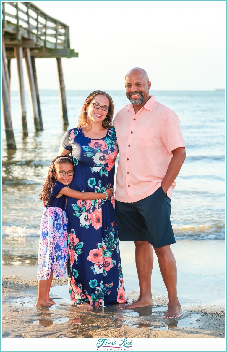 Summer Beach Photoshoot | Indomenico Family - JudithsFreshLook.com