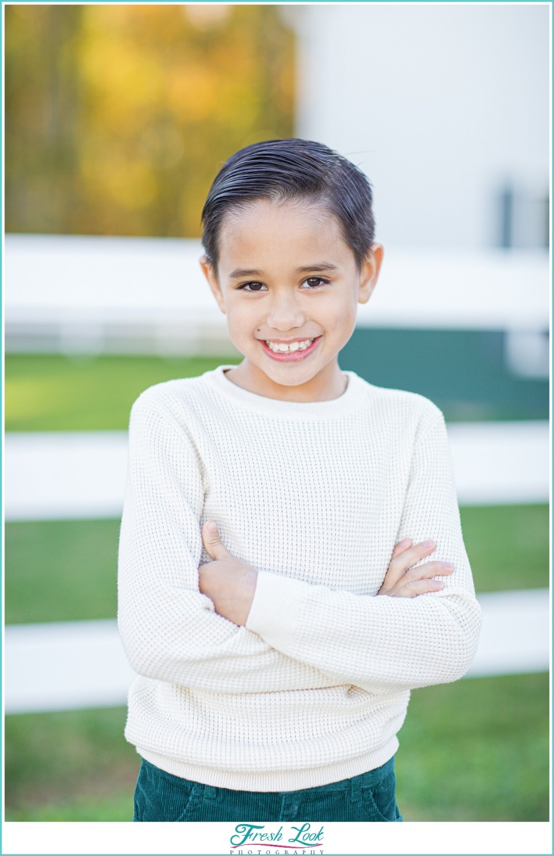Culpepper Barn Photoshoot | Vinluan Family - JudithsFreshLook.com