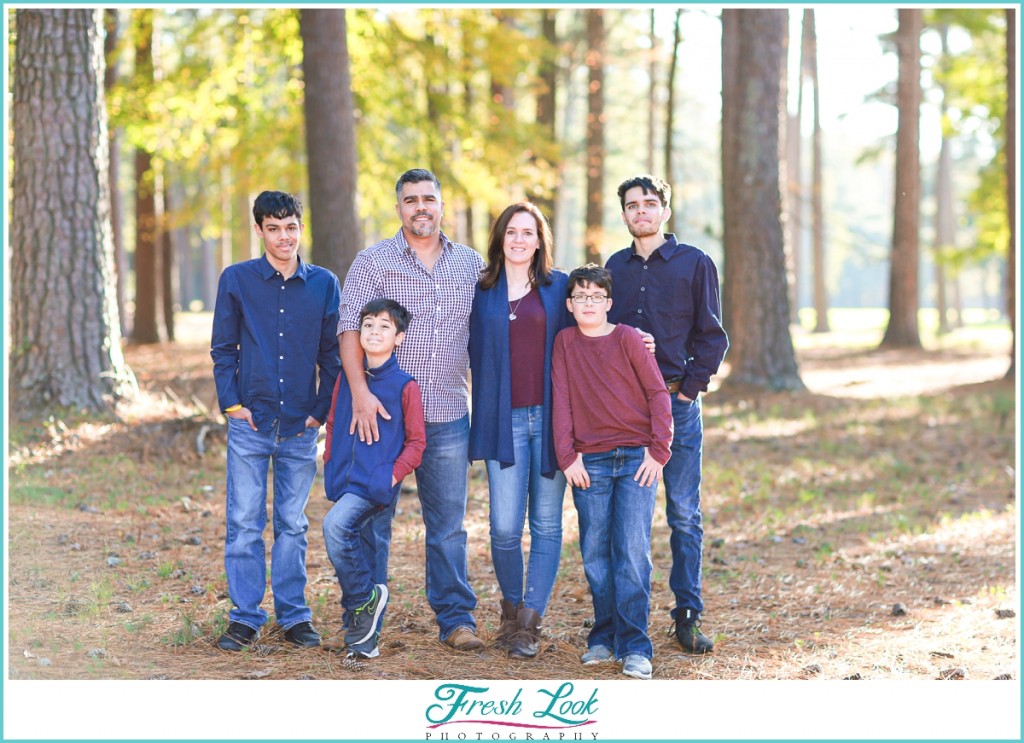 Woodsy Fall Photoshoot | Vega Family - JudithsFreshLook.com