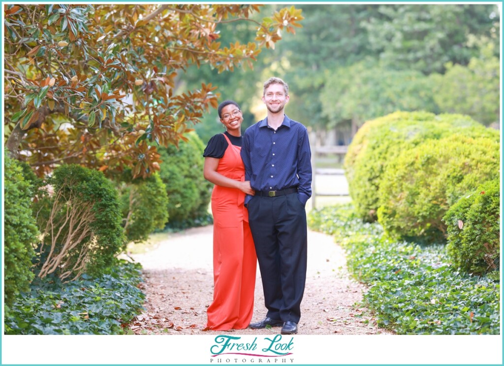 Romantic Fall Engagement Session | Raquel+Matt - JudithsFreshLook.com